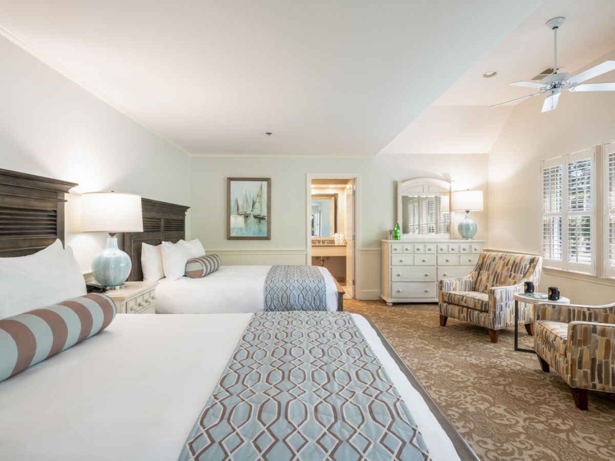 Wayside Inn™ - A Boutique hotel Chatham MA Cape Cod